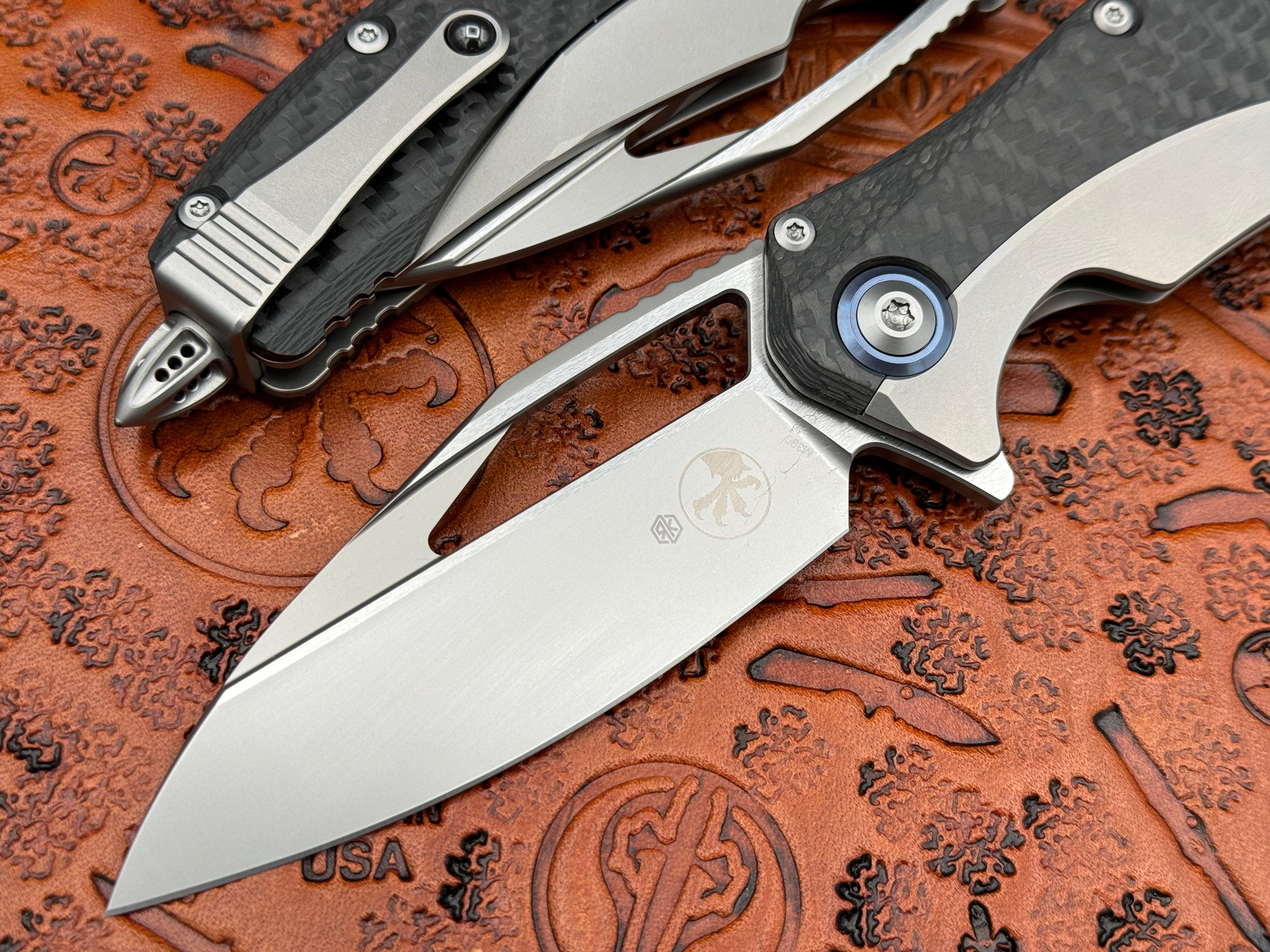 Microtech Matrix Titanium Carbon Fiber Scales And Blue Ti Pivot Collars