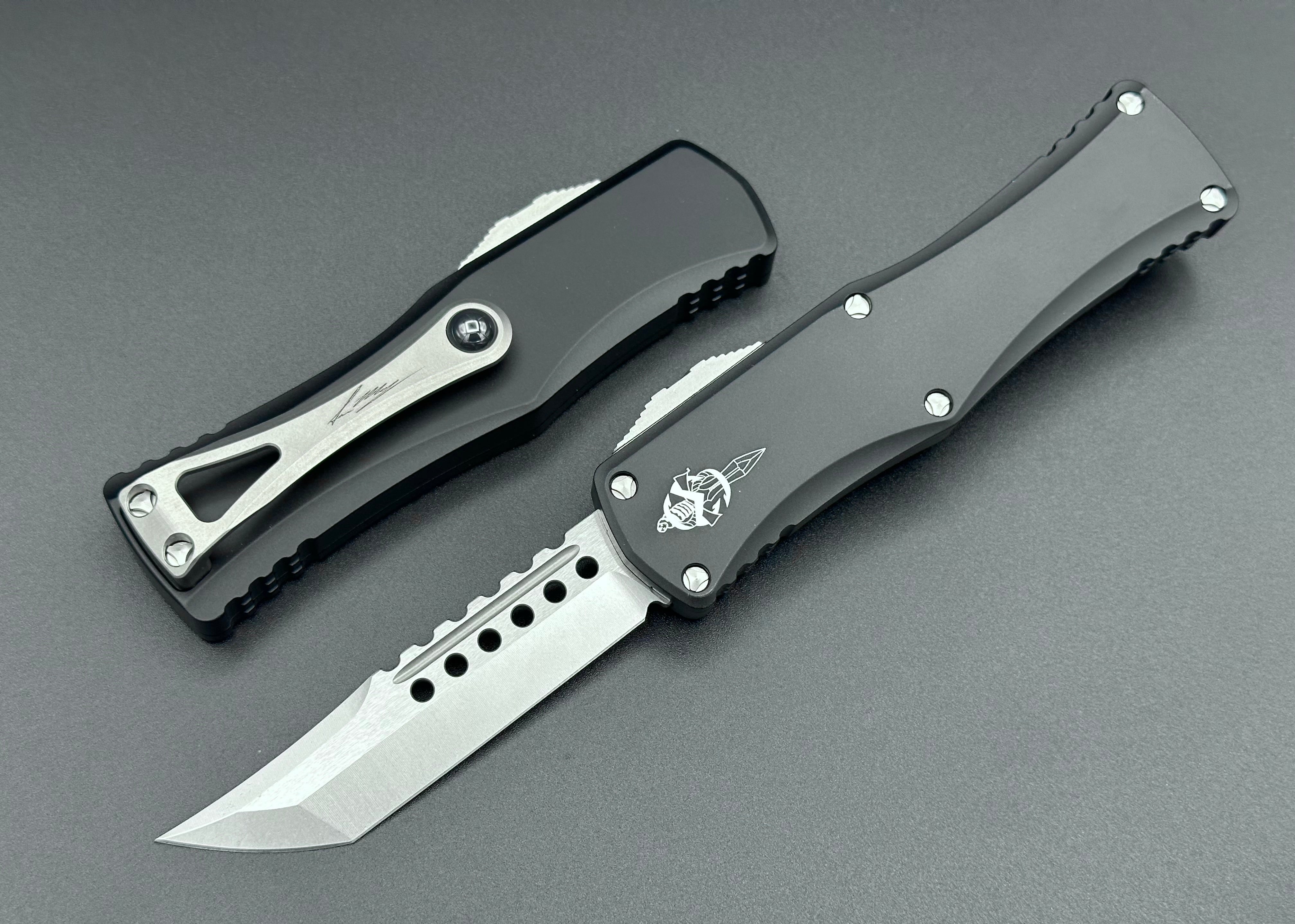 Microtech Knives Hera Hellhound Signature Series Stonewash Standard 91 ...