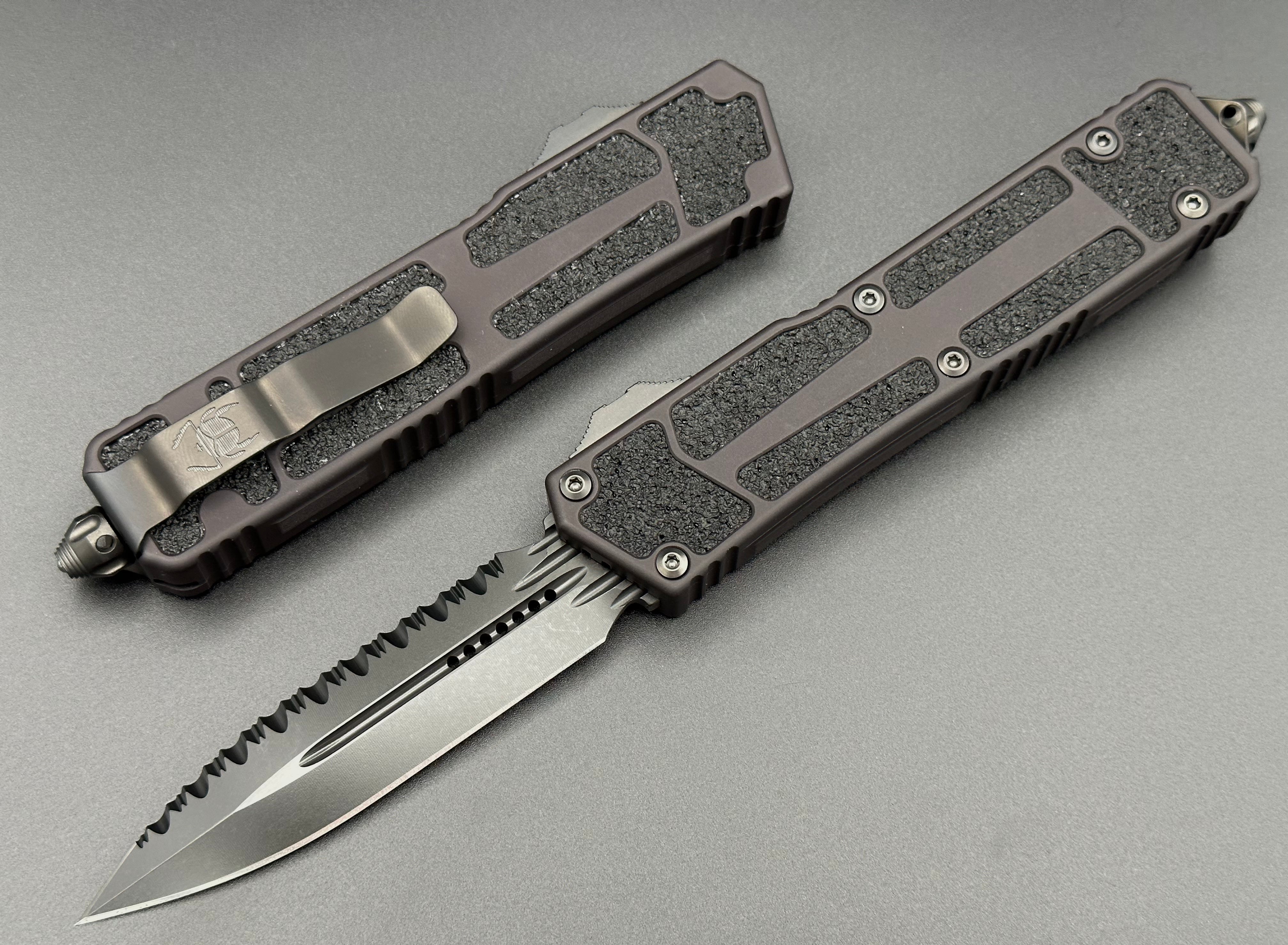 Microtech Knives Scarab II D/E Shadow DLC Full Serrated DLC Hardware 2 ...